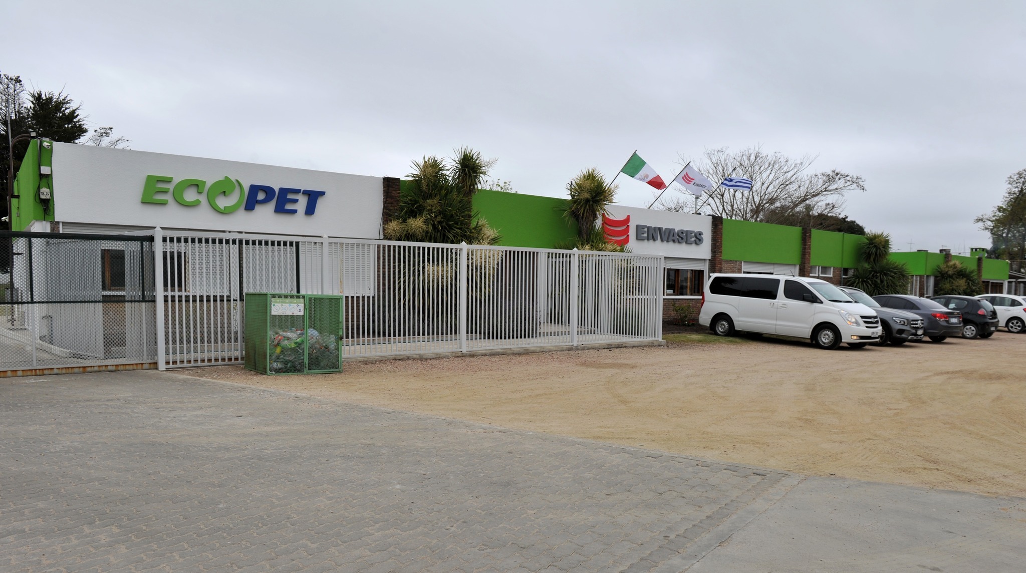 La compañía Grupo Envases (Ecopet) inauguró en su planta nueva ...